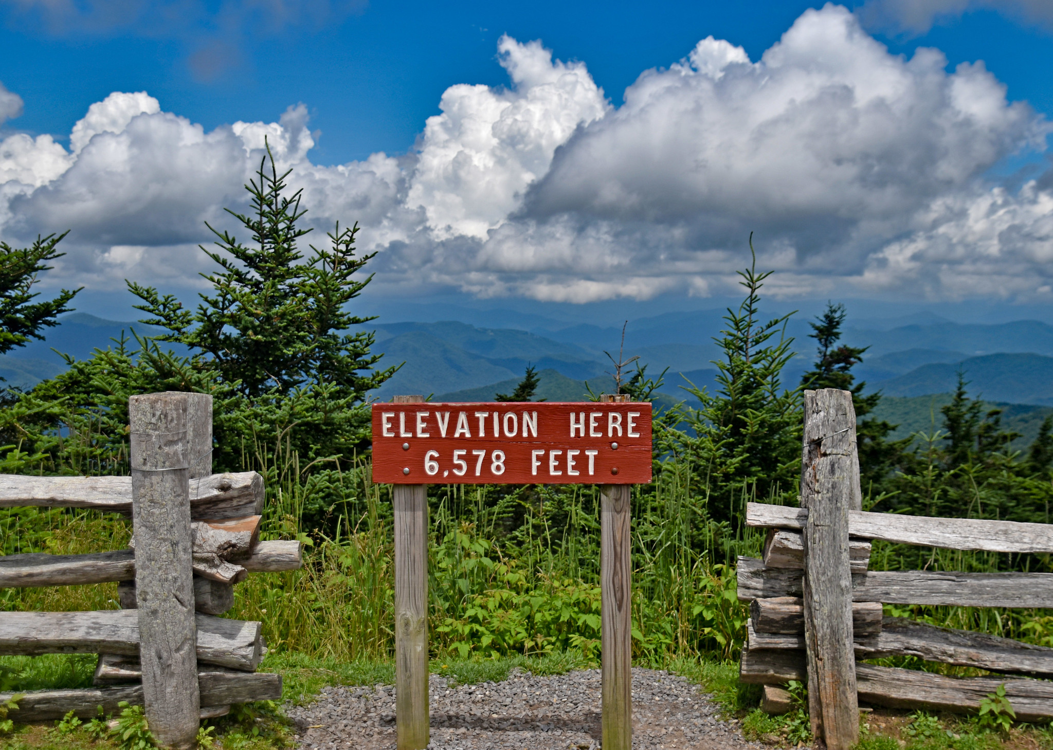 5 Idyllic Mountain Towns that Make Up the NC Smokies