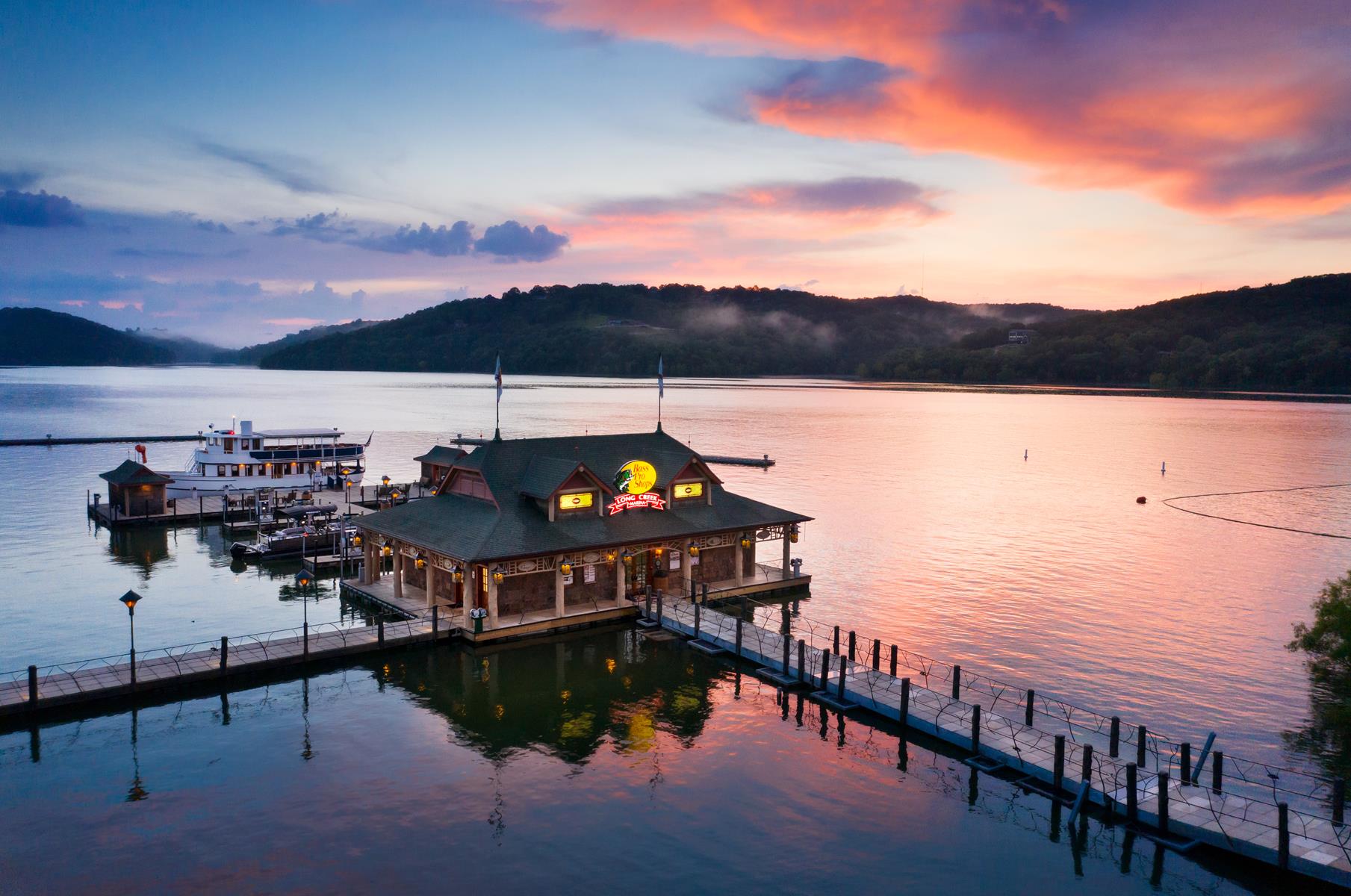 10 Best Lake Vacations in the United States - Destination Reunions
