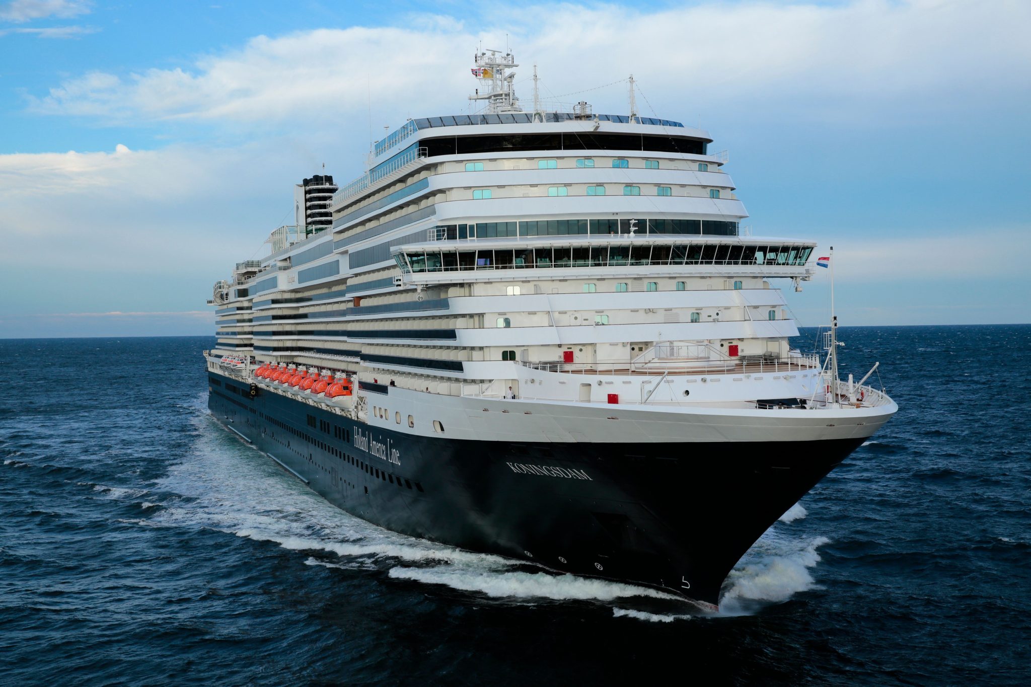 9 Great Cruise Line Ships For An Epic Family Getaway