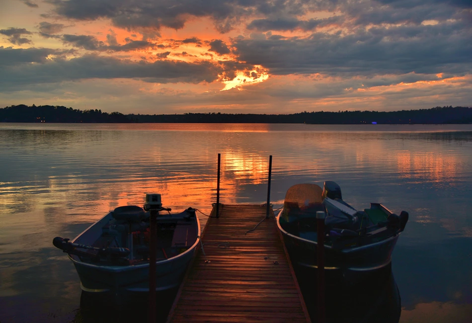 5 Lakefront Rentals in the Northern US for a Relaxing Reunion
